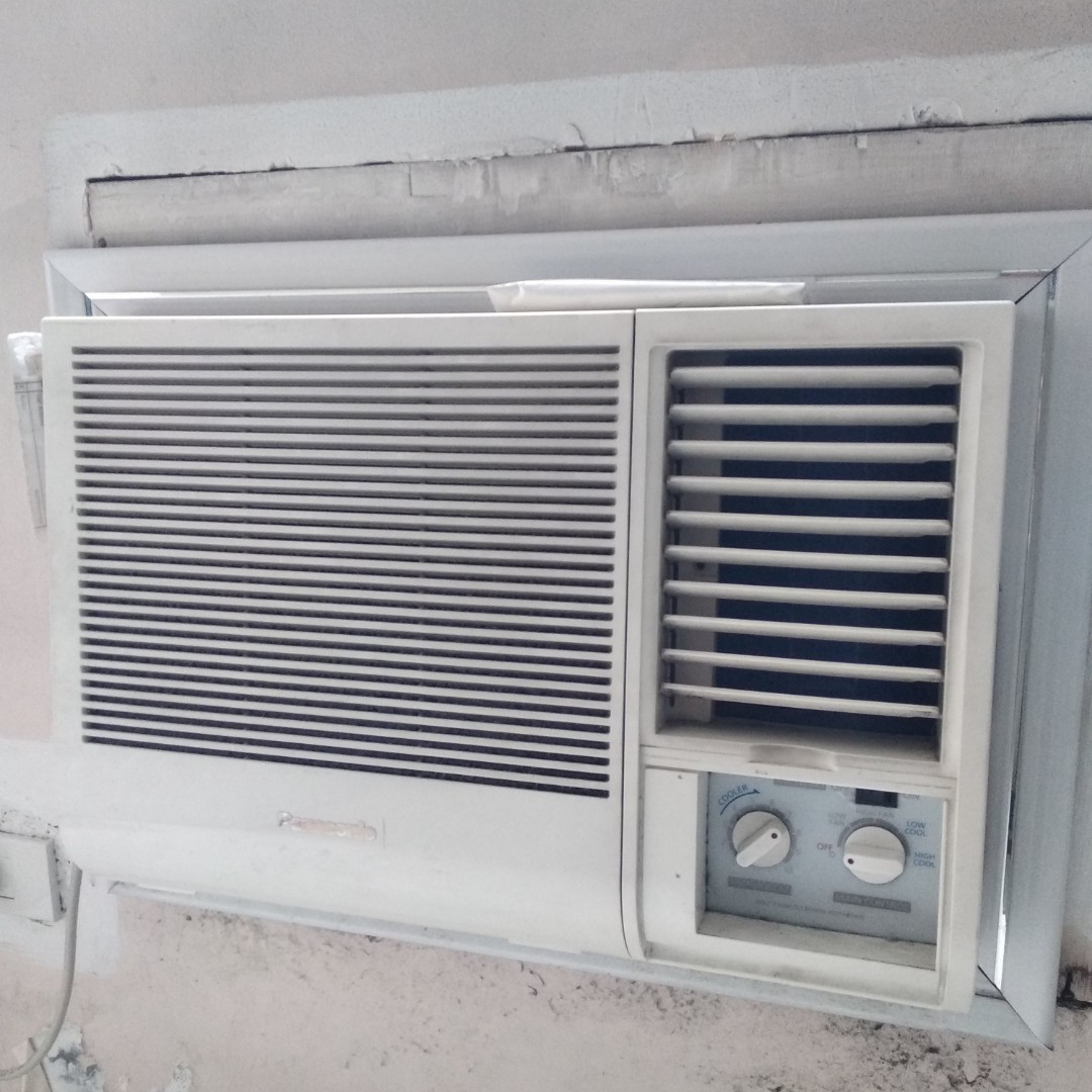 Panasonic 1HP Window Type Aircon, TV & Home Appliances, Air ...