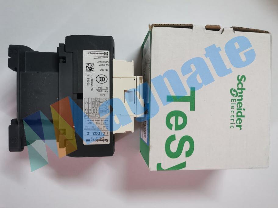 Schneider Magnetic Contactor LC1D32B7C, Commercial & Industrial, Industrial Equipment on Carousell