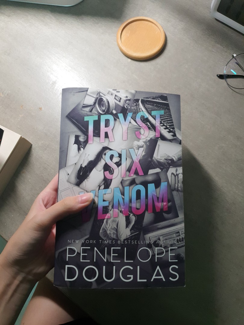 tryst six venom penelope douglas, Hobbies & Toys, Books & Magazines ...
