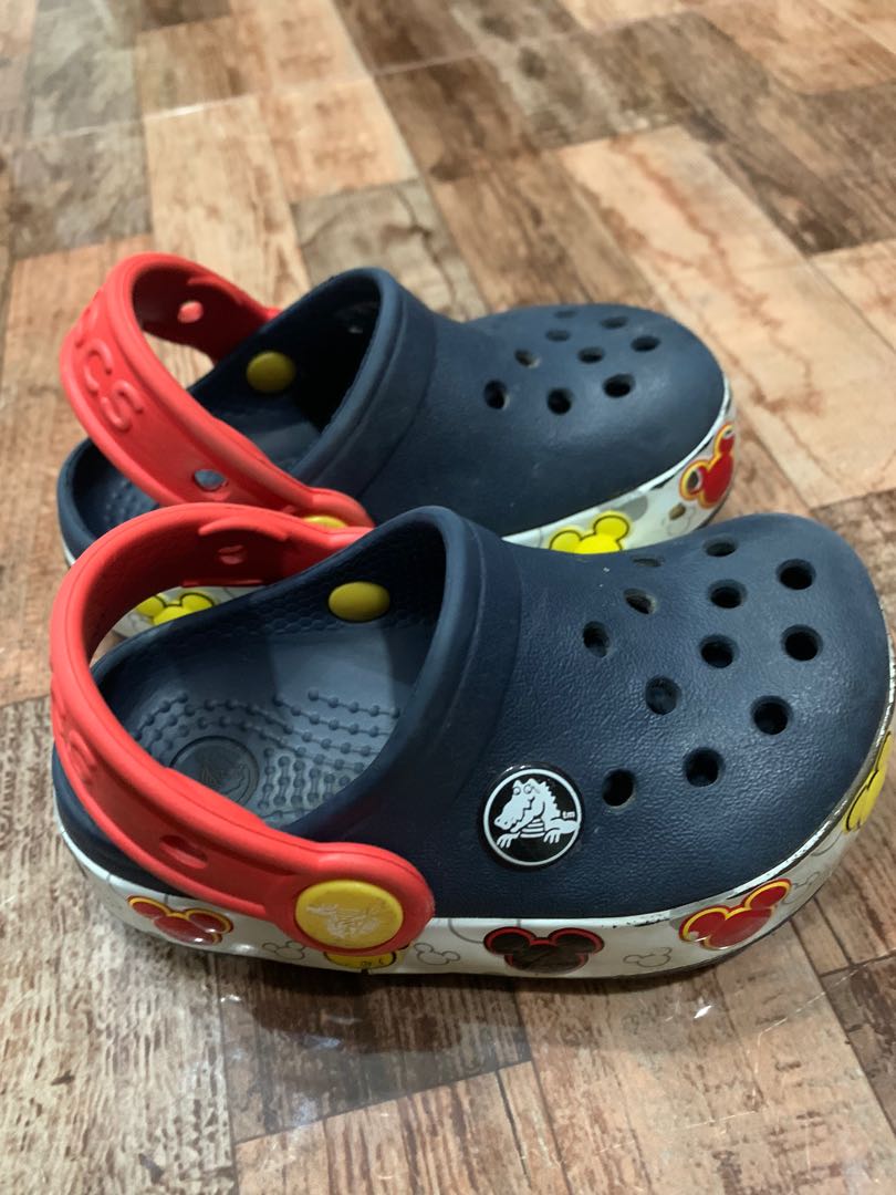 Crocs size c6, Babies & Kids, Babies & Kids Fashion on Carousell