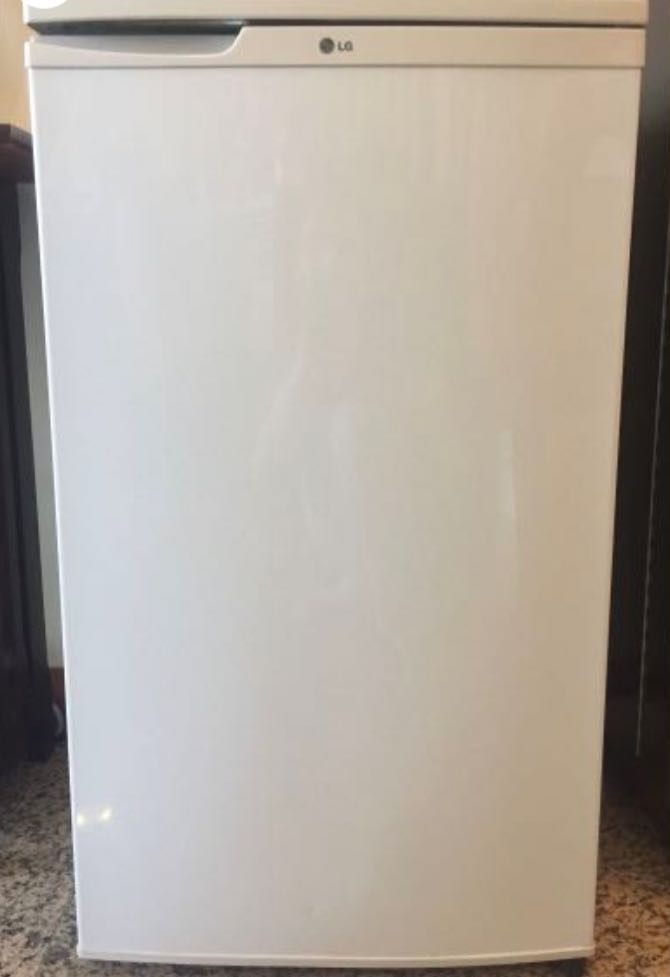 LG Mini Bar Fridge, TV & Home Appliances, Kitchen Appliances ...