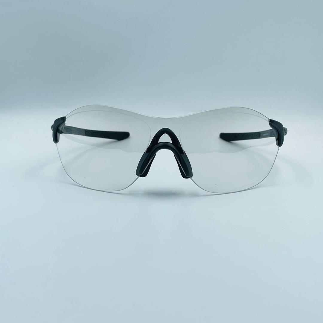 Oakley Evzero Swift (A) Steel Photochromic, Men's Fashion, Watches ...