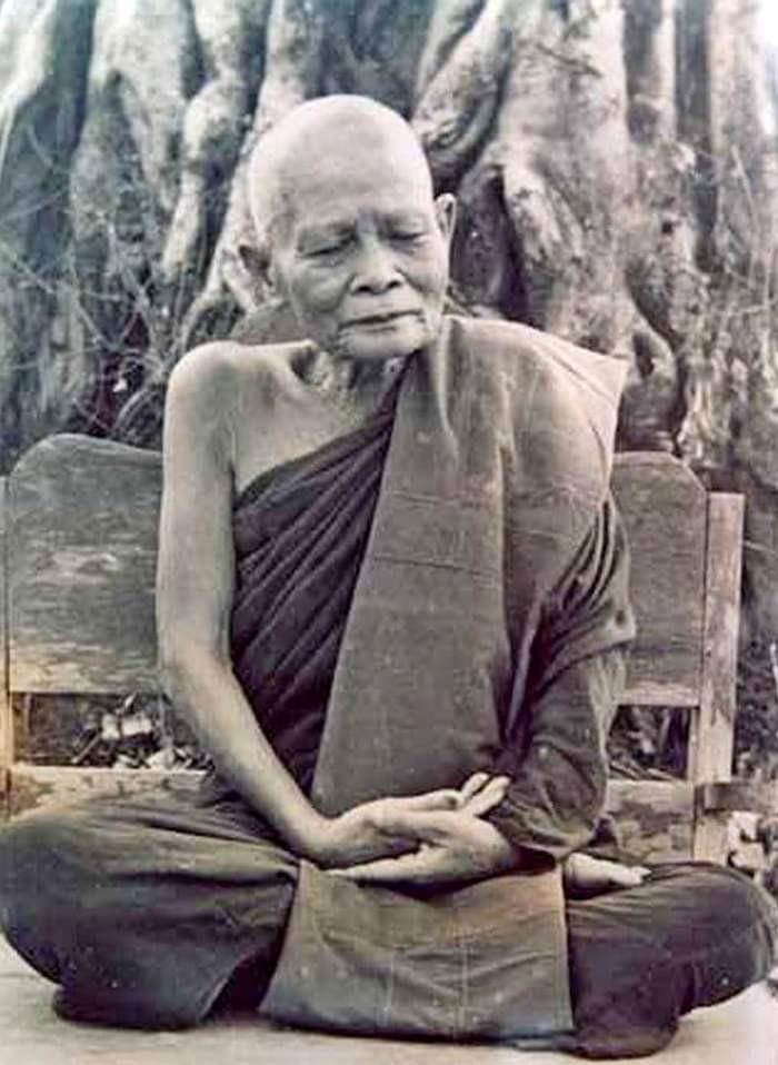 Phra Pong Ngan Wangert (celebrate Birthday) Luang Phu Waen Sucinno ...