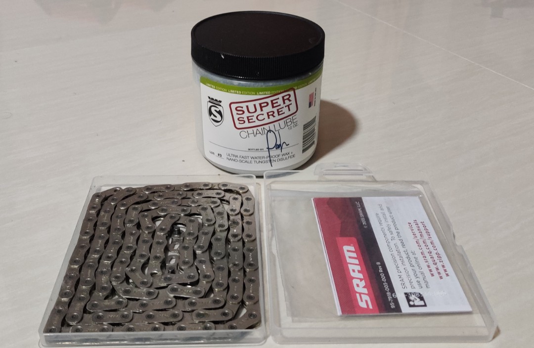 Pre-waxed SRAM Rival AXS 12-Speed Flat-top chain, Sports Equipment ...