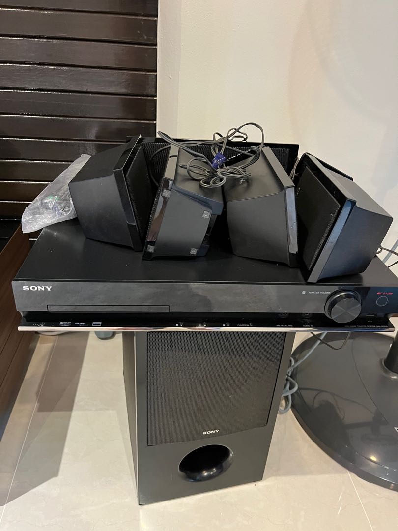 Selling a well used Sony Home Theatre system, TV & Home Appliances, TV ...