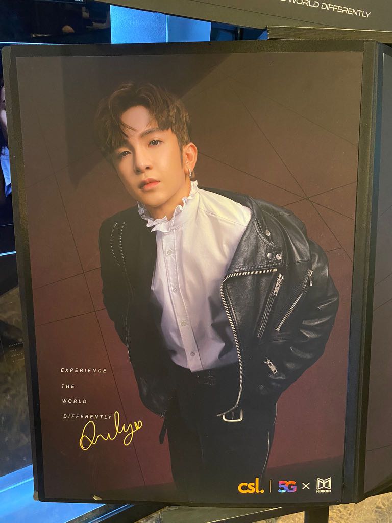 Anson Lo (Csl mirror )poster$80, 興趣及遊戲, 音樂樂器 & 配件, 樂器配件 - Carousell