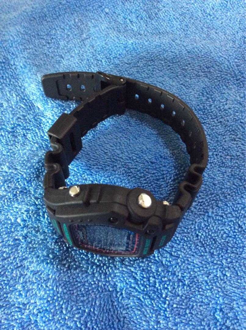 Casio Watch DW-290-1V. As seen in the Mission Impossible movie (1996 ...