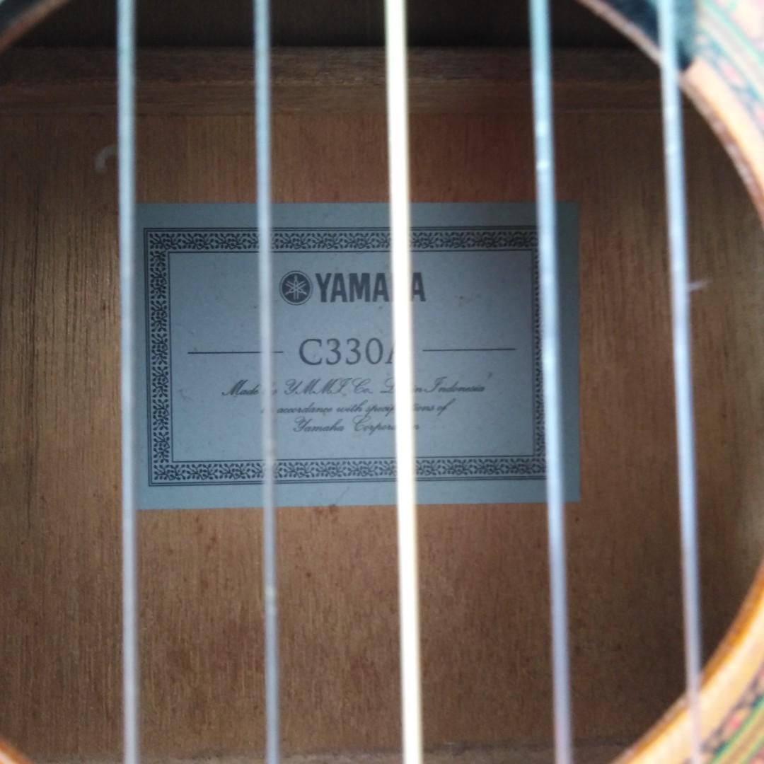 Classic guitar Yamaha C330A, Hobbies & Toys, Music & Media, Musical ...