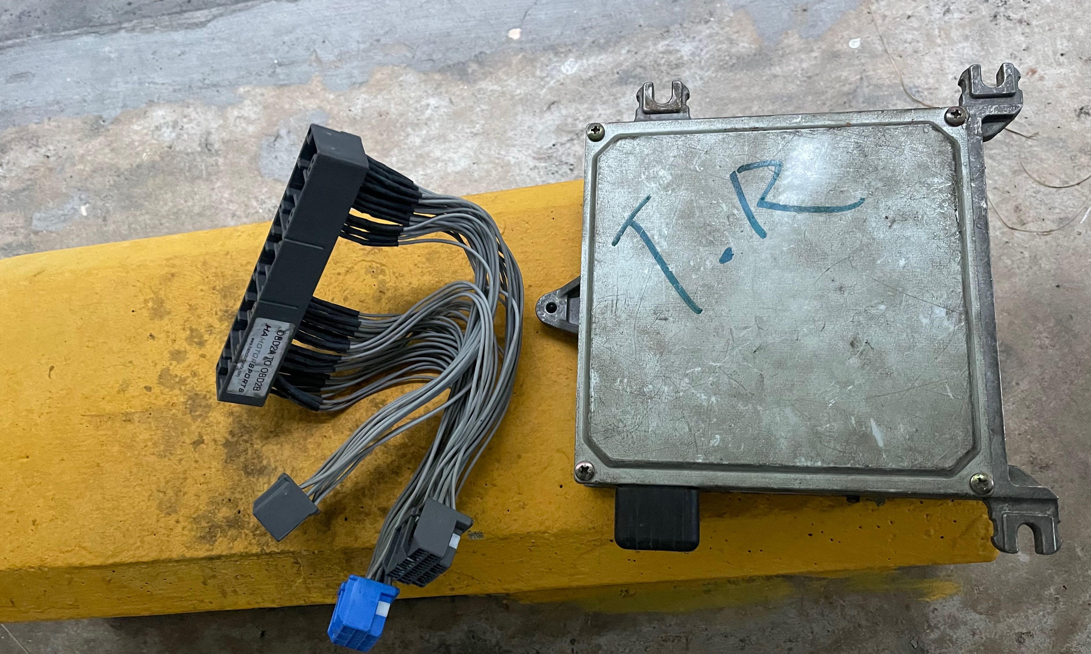 Ek9 ECU with jumper harness for pre facelift EK models, Car Accessories ...