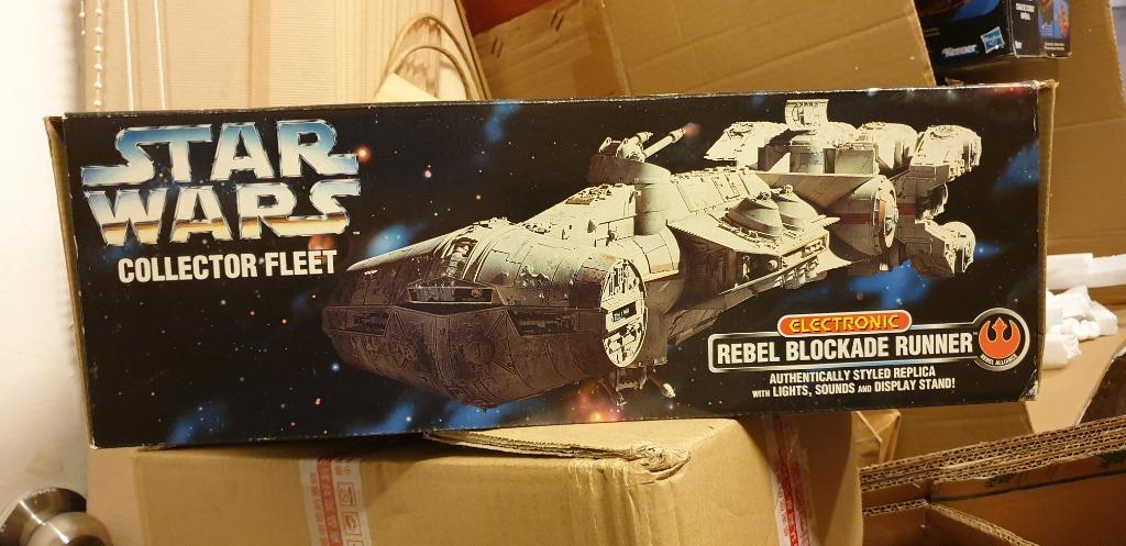 Hasbro Star Wars Collector Fleet Electronic Rebel Blockade Runner ...