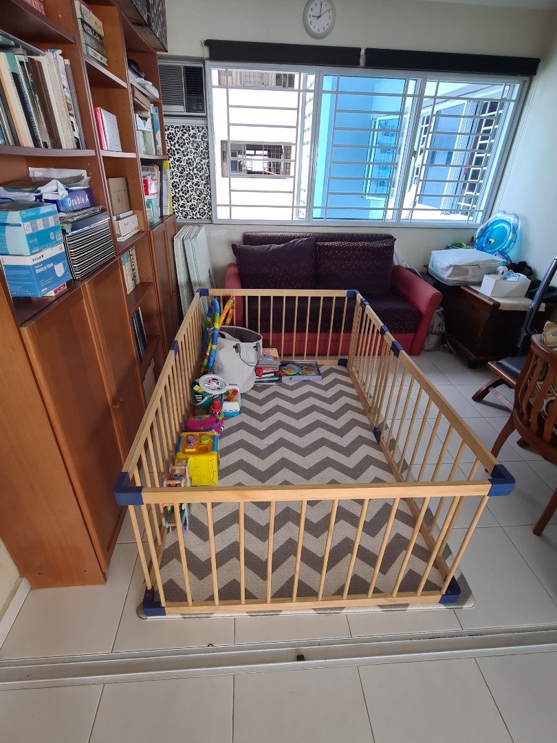 Jolly Baby 8 panel Playpen, Babies & Kids, Baby Nursery & Kids ...