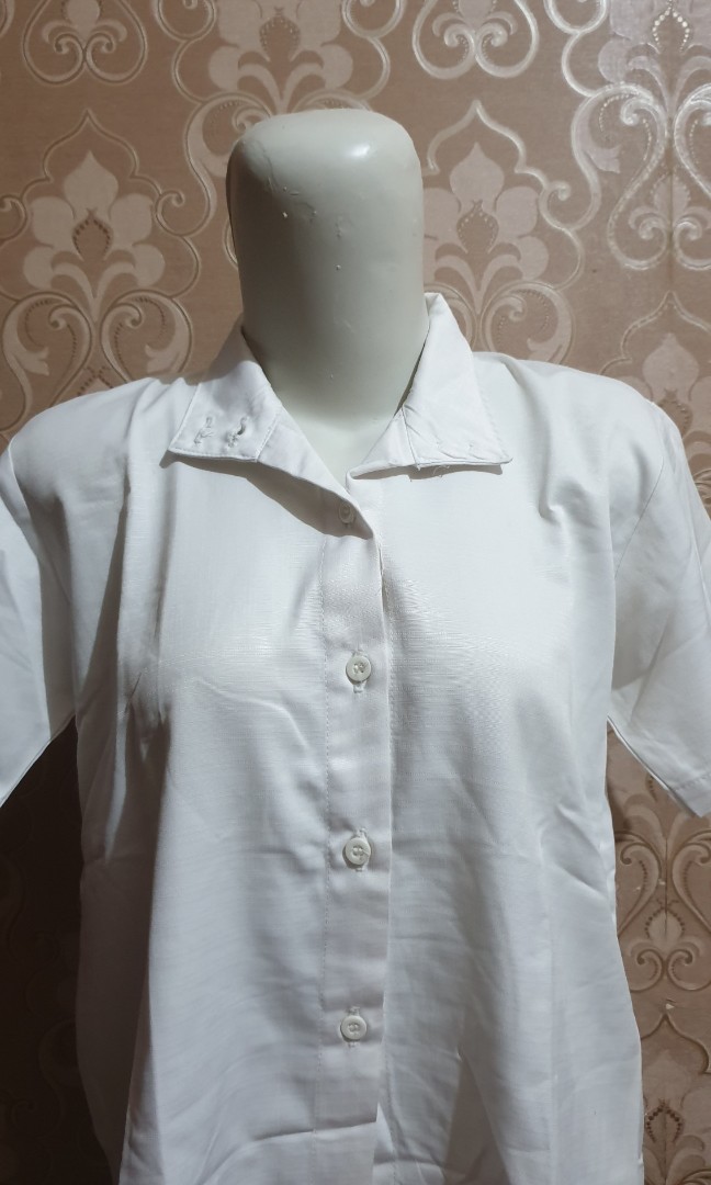 Kemeja putih miroir asimetris kombinasi bisa turtle neck, Fesyen Wanita ...