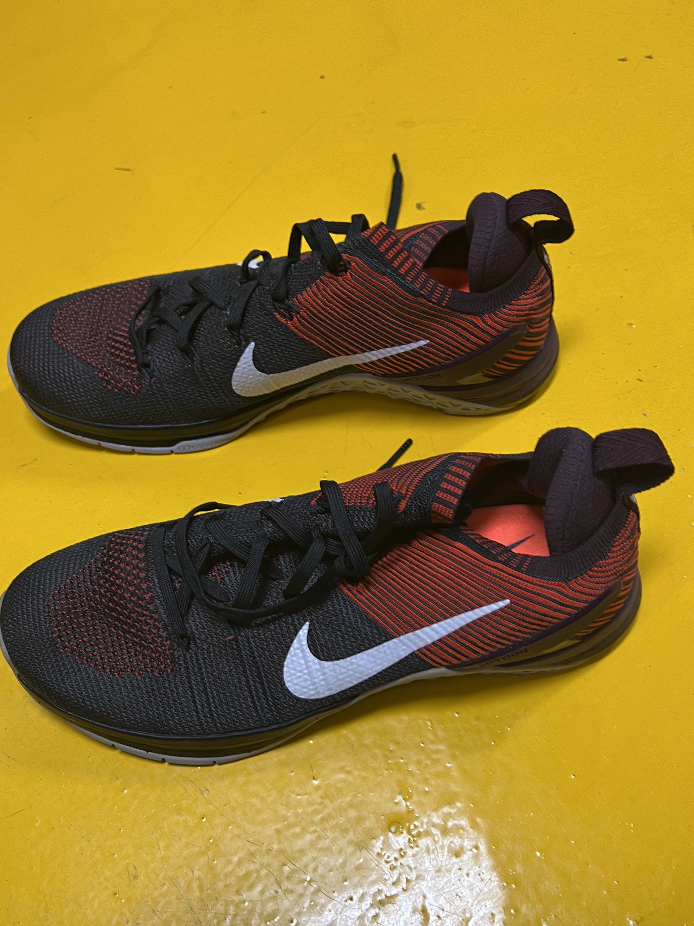 Nike Metcon Vo2, 男裝, 鞋, 波鞋 - Carousell