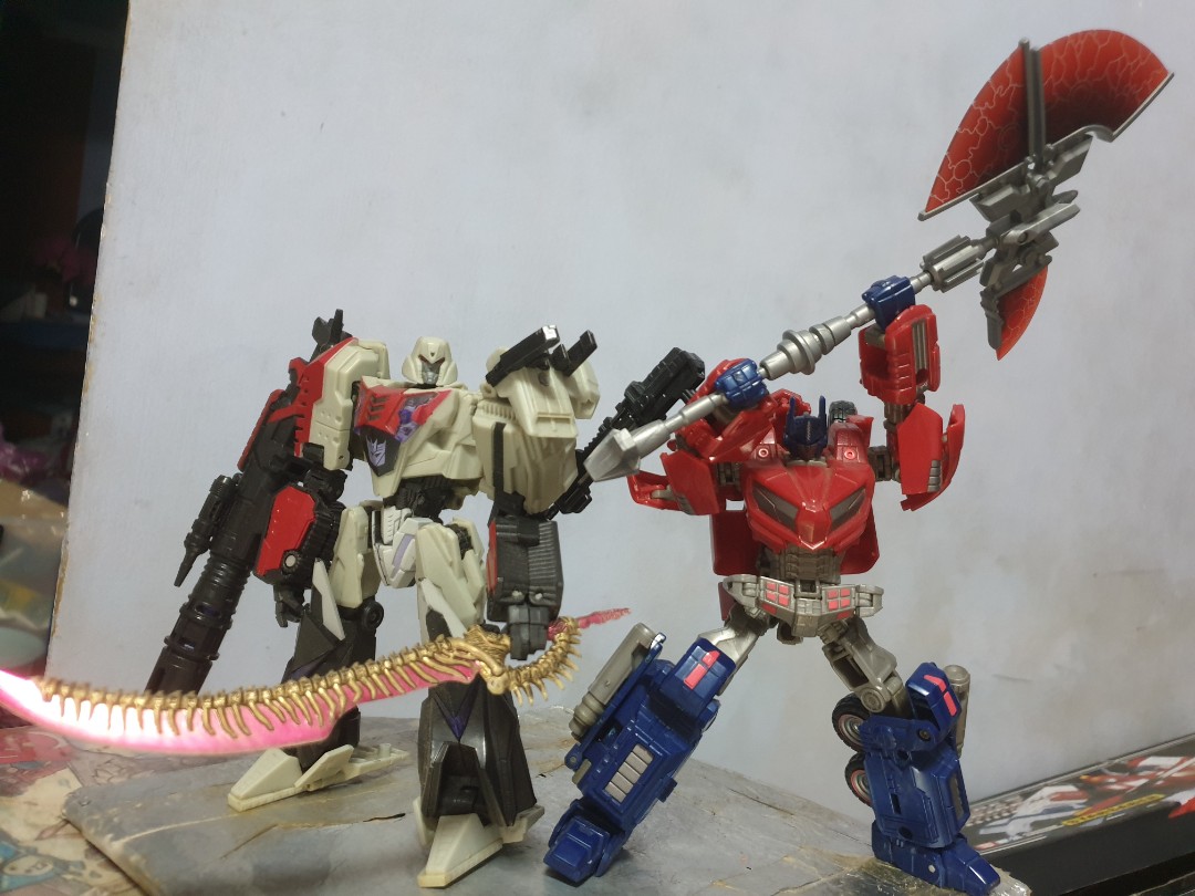 Transformers chugs wfc optimus prime , megatron Power of the Primes ...