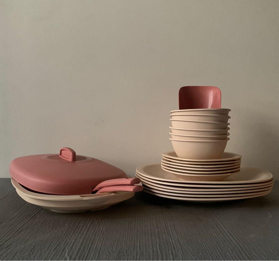 [reserved] pink TUPPERWARE set, Furniture & Home Living, Kitchenware ...