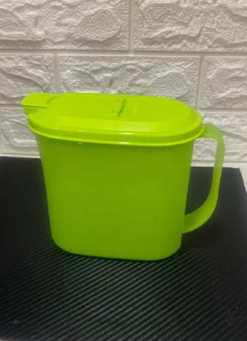 tupperware small pitcher 1L, Furniture & Home Living, Kitchenware ...