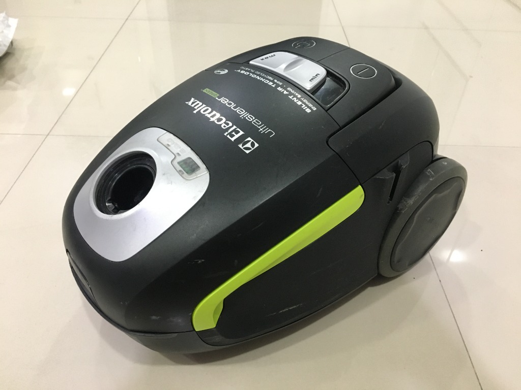 UltraSilencer Green Vacuum Cleaner, TV & Home Appliances, Vacuum ...