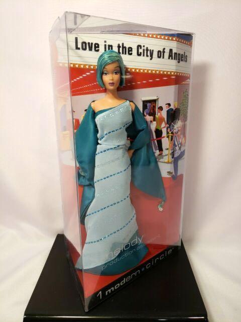 1 modern circle barbie doll, Hobbies & Toys, Collectibles & Memorabilia ...