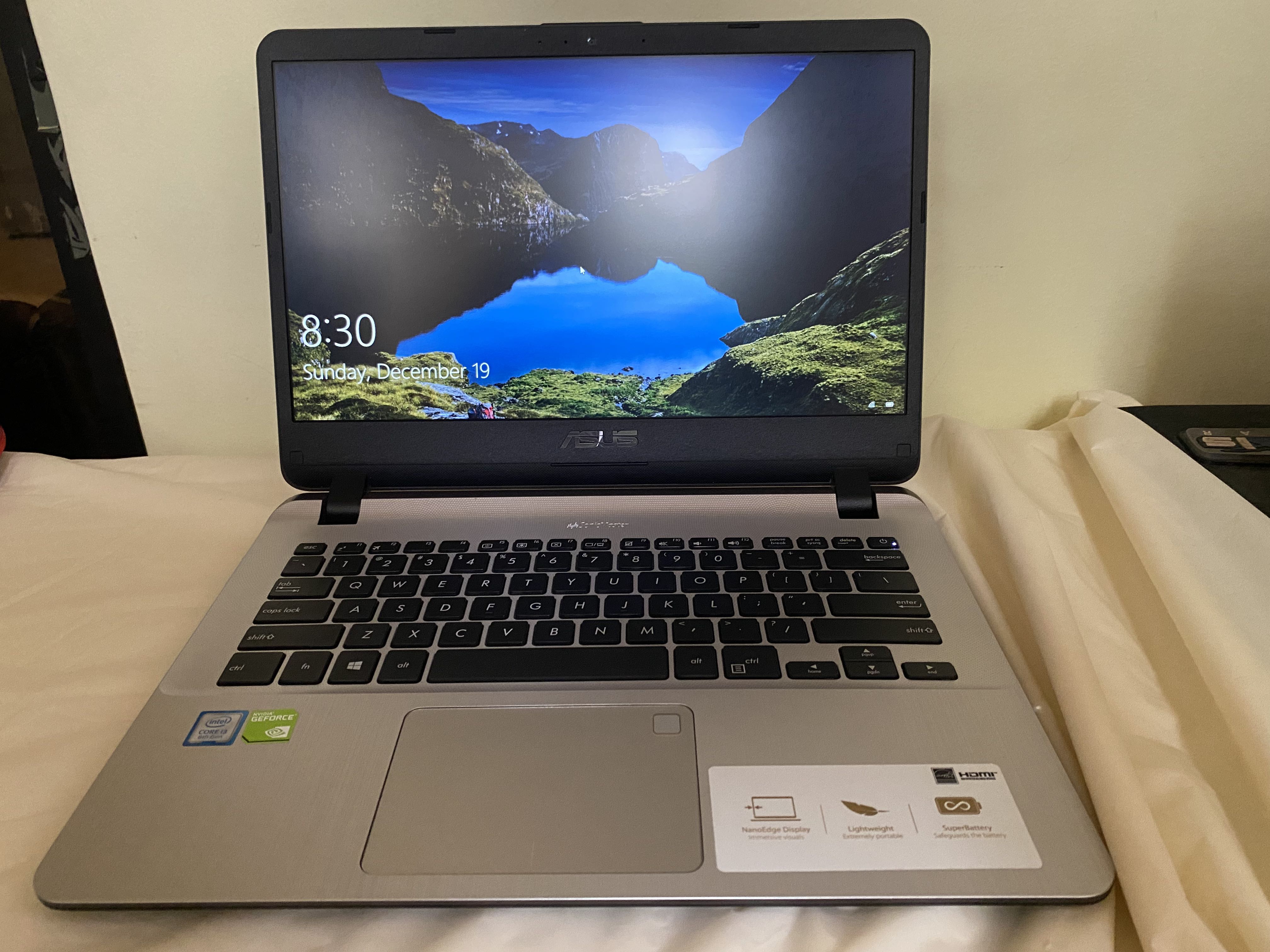 ASUS Vivobook 14 Laptop X407UF includes Padded laptop sleeves & Asus ...