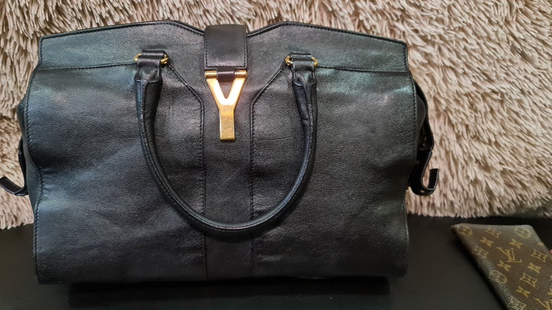 Auth Ysl Chic Cabas, Luxury, Bags & Wallets on Carousell