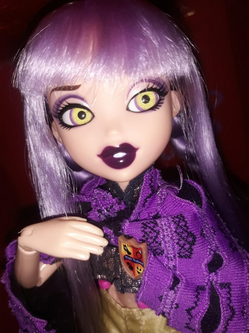 Bratzillaz (bratz) basic yasmina, Hobbies & Toys, Toys & Games on Carousell