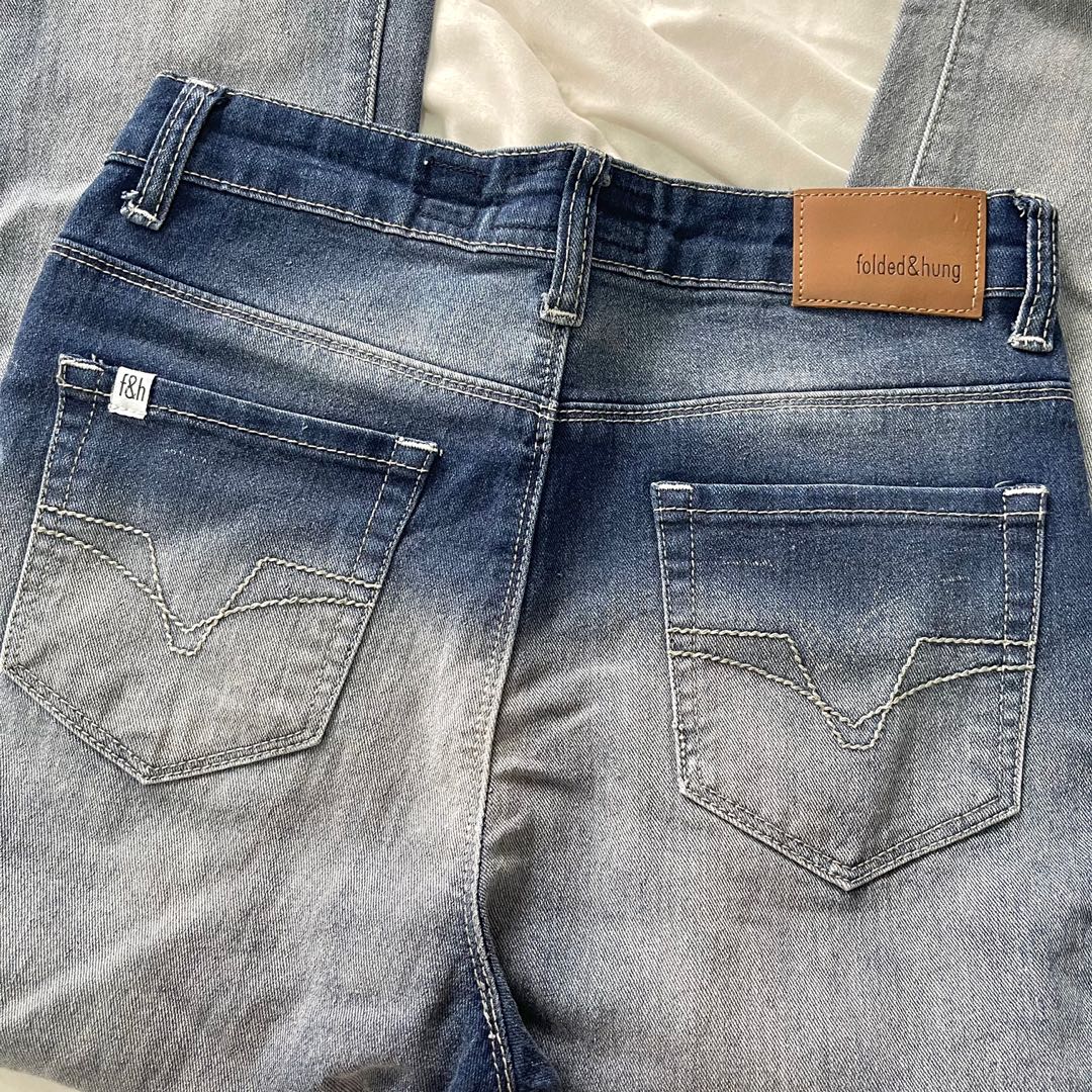 Folded & Hung Flare Jeans, Women's Fashion, Bottoms, Jeans on Carousell
