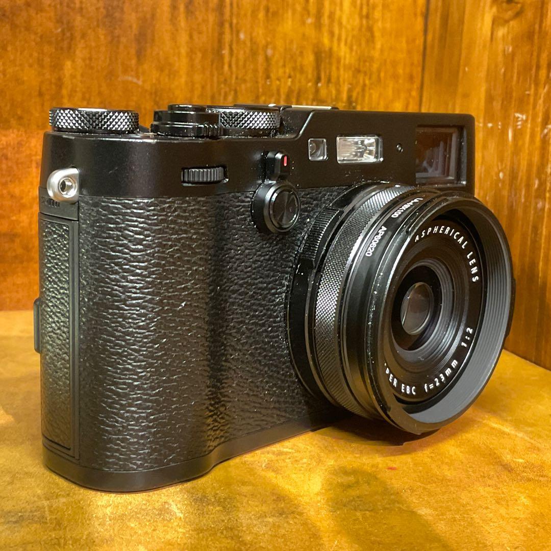 Fujifilm X100F (71M52652) with battery Charger , Photography, Cameras ...