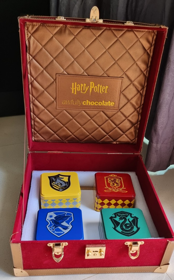 Harry Potter Awfully Chocolate Box, Hobbies & Toys, Stationery & Craft ...