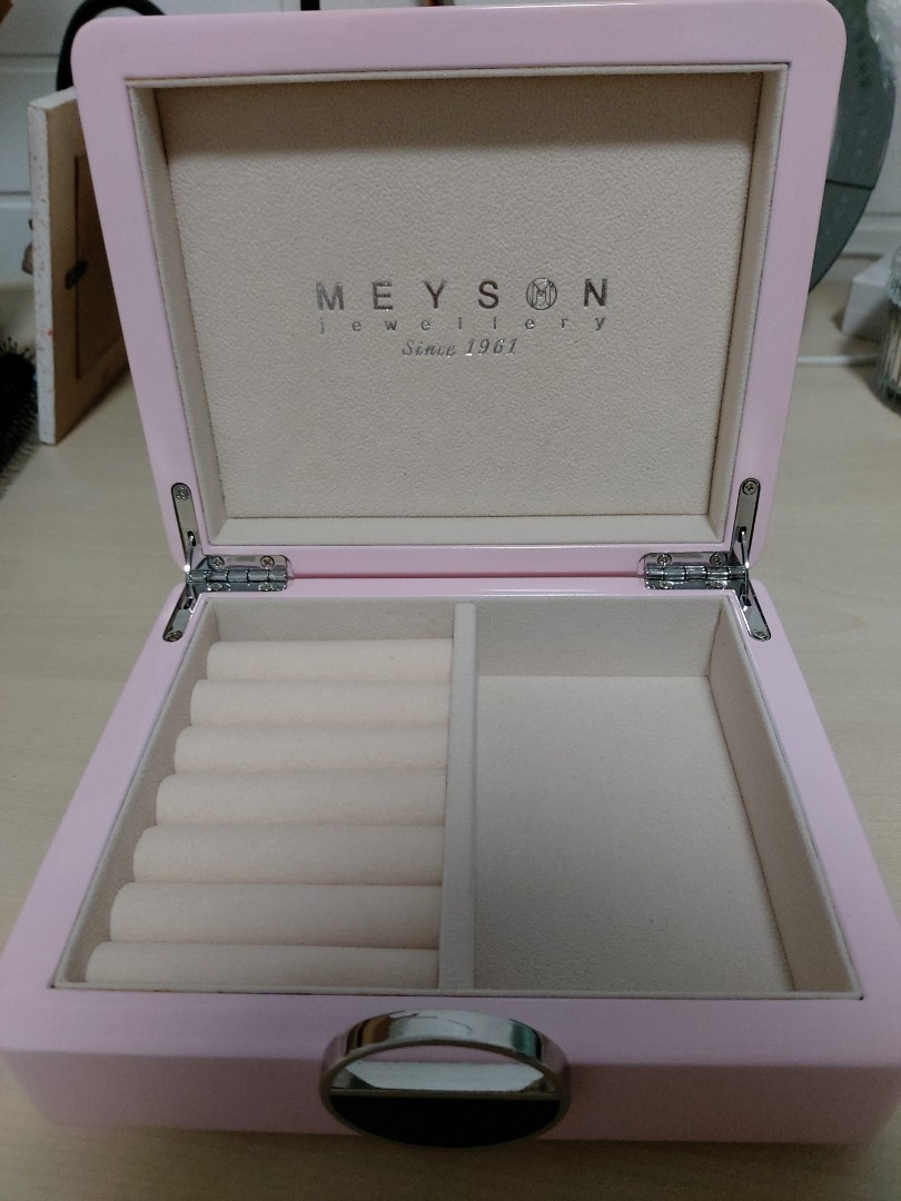 Jewellery Box (Meyson), Women's Fashion, Jewelry & Organisers ...