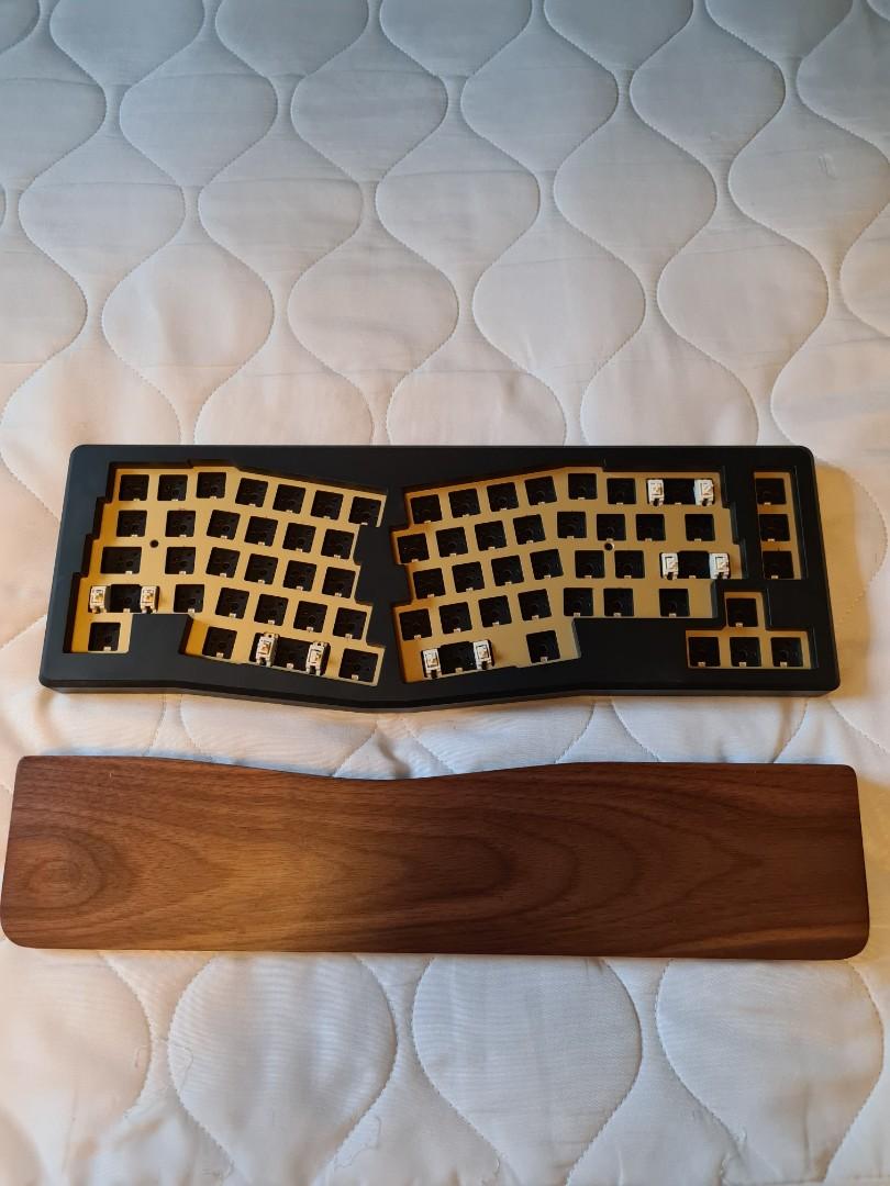 Maja Custom Keyboard Kit, Computers & Tech, Parts & Accessories ...