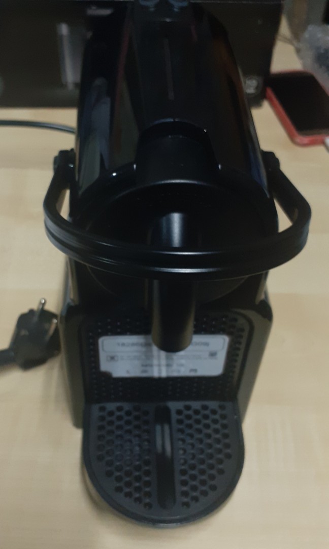 NESPRESSO INISSIA, TV & Home Appliances, Kitchen Appliances, Coffee ...