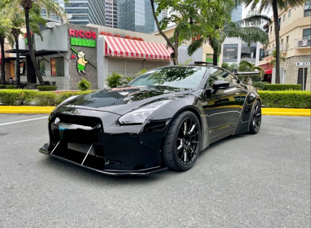 Nissan GT-R Godzilla R35 Auto, Cars for Sale, Used Cars on Carousell