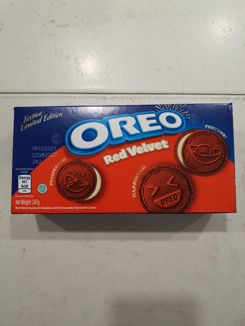 Red Velvet Oreo Box of 2 (exp: 2 Aug 2022), Food & Drinks, Packaged ...