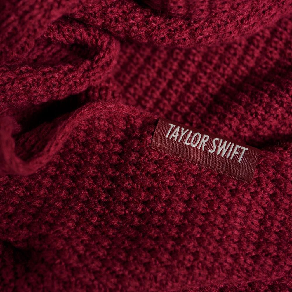 Taylor Swift All Too Well Scarf, Women's Fashion, Coats, Jackets and ...