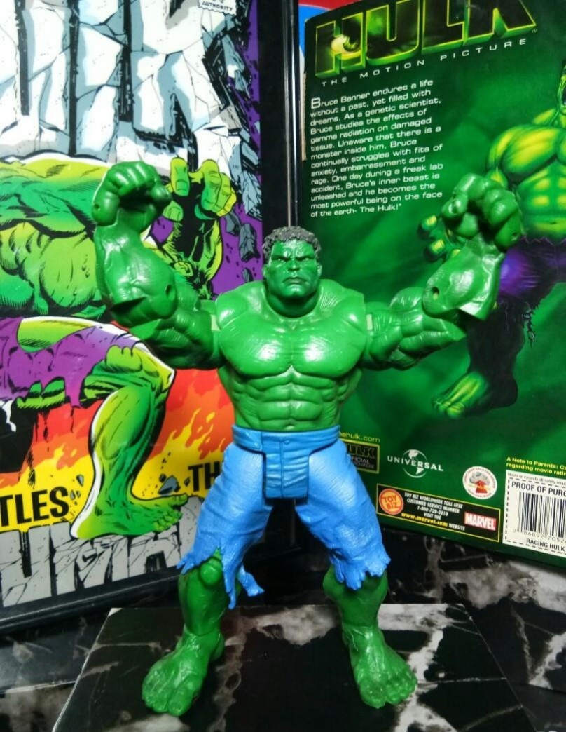 ToyBiz Marvel Hulk Movie (2003) Punching Hulk 6.5" Inch Action Figure ...