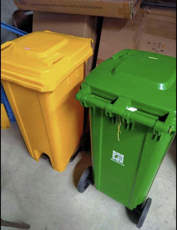 two wheel mobile garbage container bin, Furniture & Home Living ...