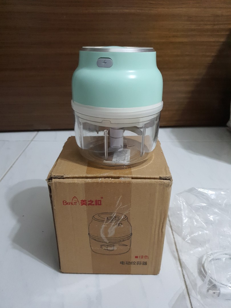 USB Automatic mini chopper, Furniture & Home Living, Kitchenware ...