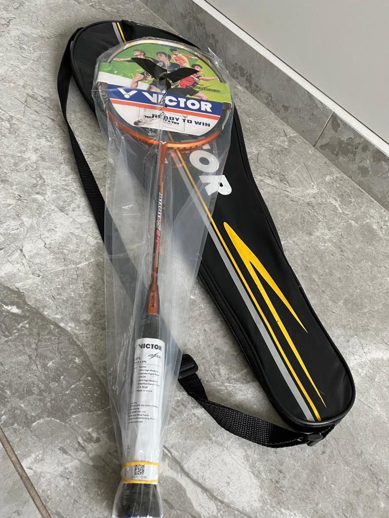 Victor JetSpeed Badminton Racket JS-8PS + Racket bag, Sports Equipment ...
