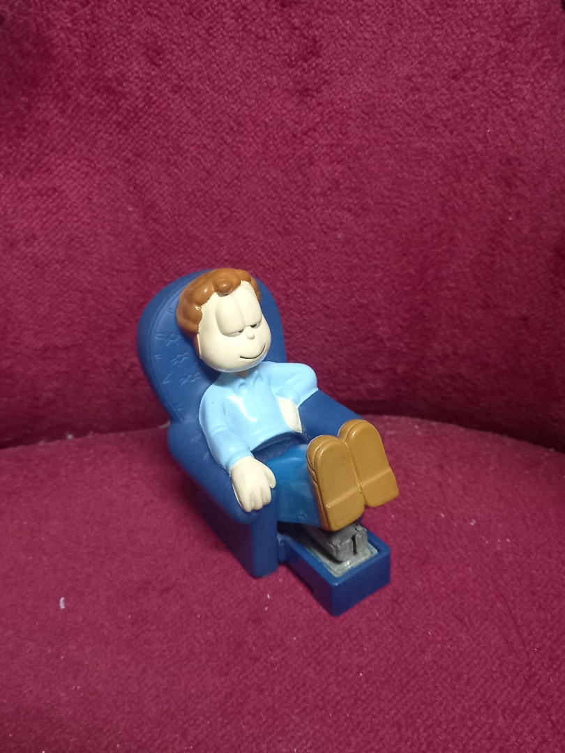 Vintage Garfield's Jon stapler, Hobbies & Toys, Toys & Games on Carousell