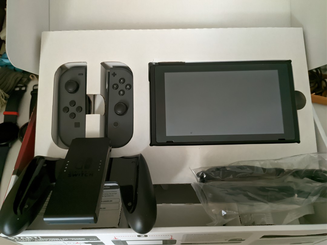 WTS First batch gen 1 moddable (unpatch) switch, Video Gaming, Video ...