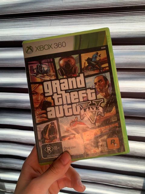 XBOX 360 - GTA V (Five) Disc 1&2 w/ Physical Map of Los Angeles, Video ...