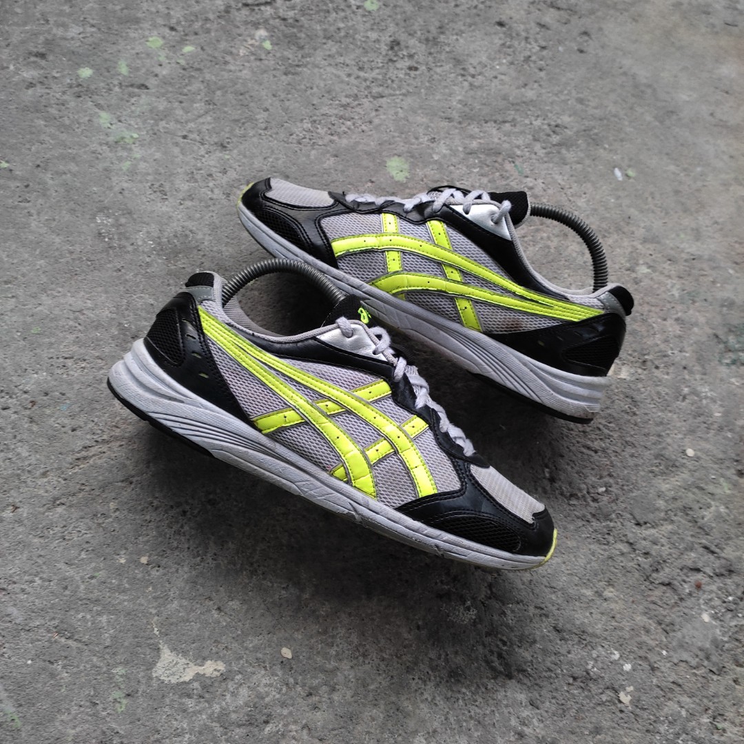 Asics Neodash, Men's Fashion, Footwear, Sneakers on Carousell