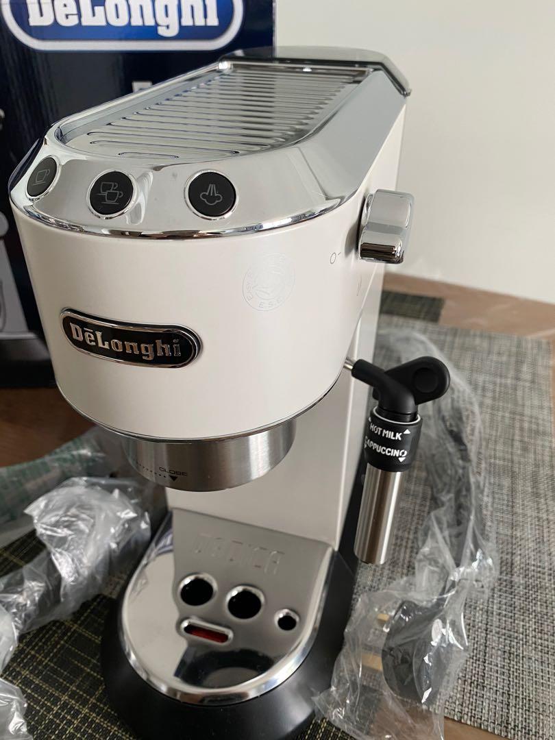 DeLonghi EC685.W Coffee Machine (White), TV & Home Appliances, Kitchen ...