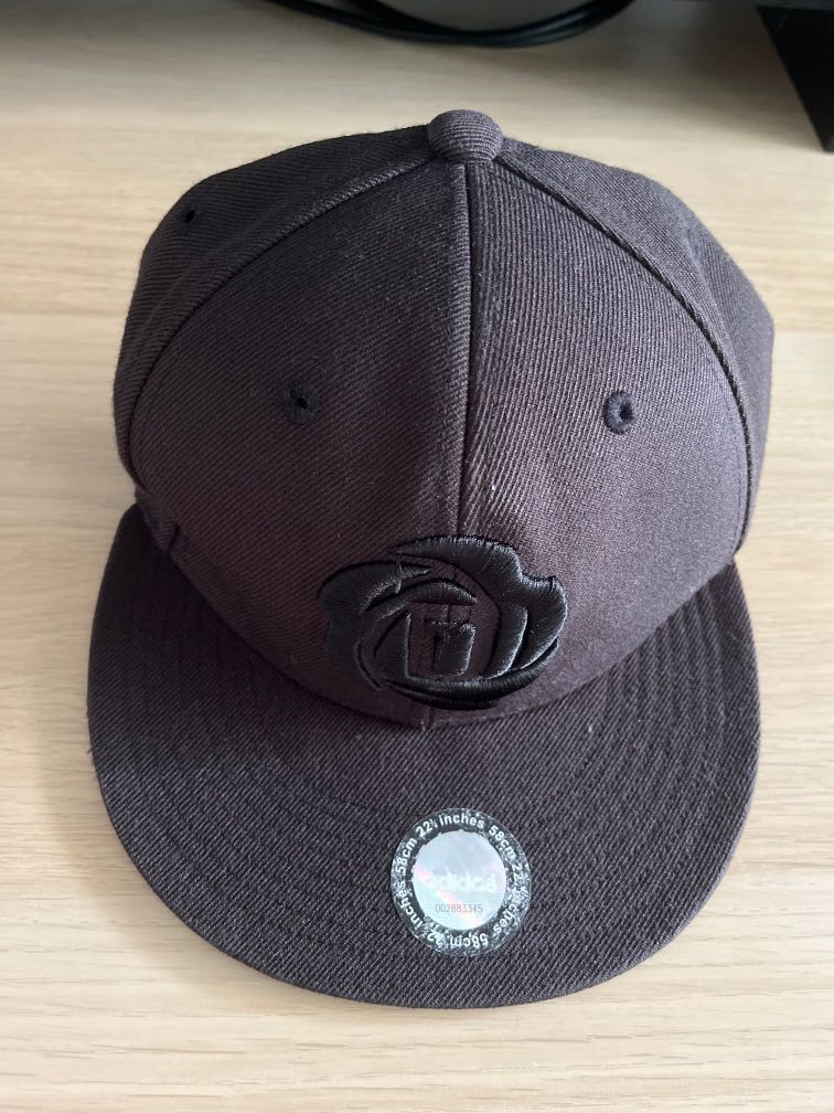 Derrick Rose cap, Men's Fashion, Watches & Accessories, Caps & Hats on Carousell