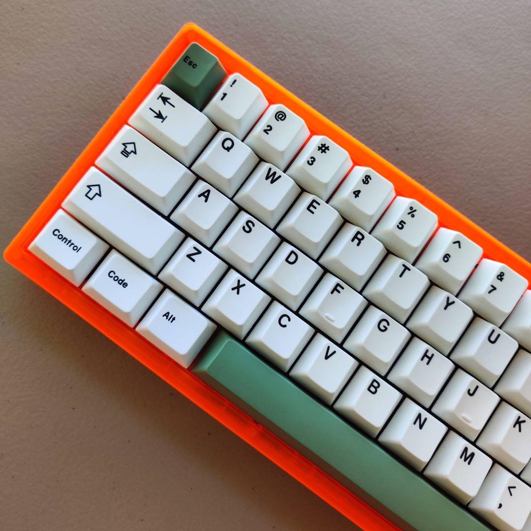 Kbdfans Kbd67 Lite R3 Transparent Orange, Computers & Tech, Parts ...
