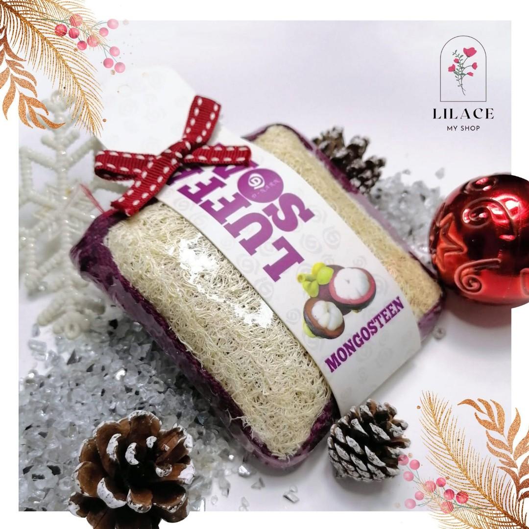 Luffa scrub 2 in 1, Beauty & Personal Care, Bath & Body, Bath on Carousell