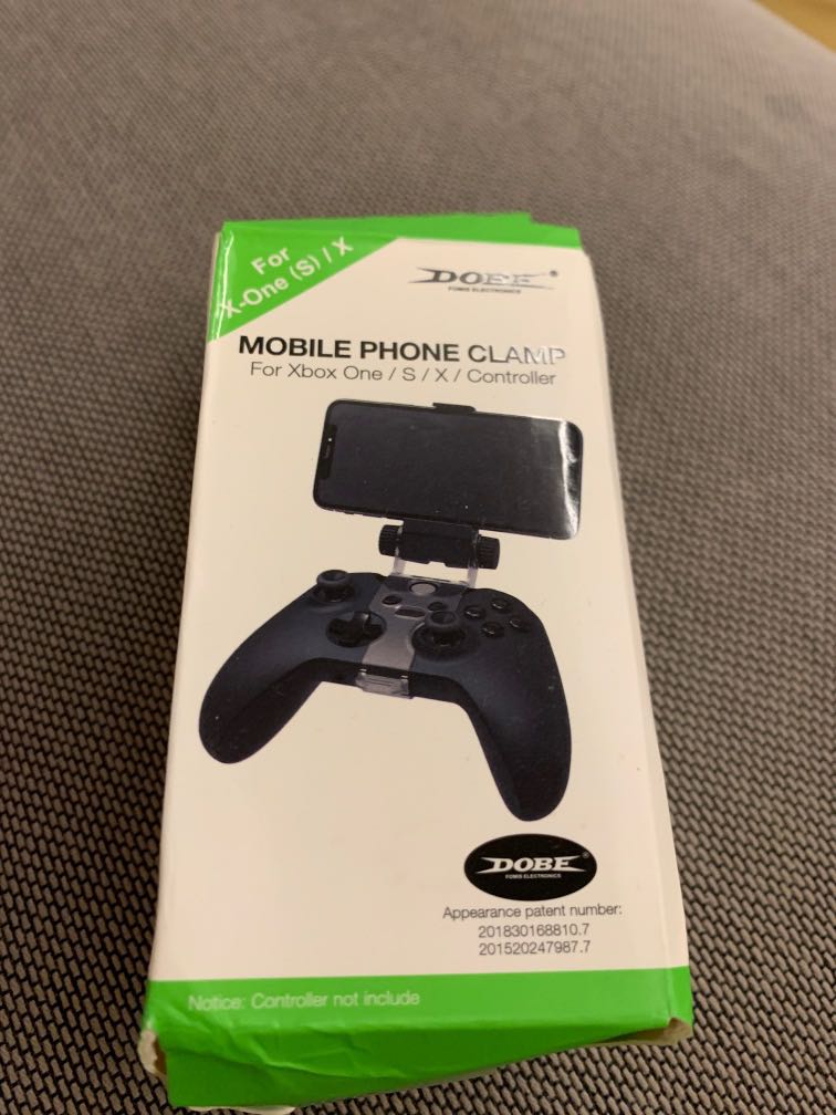 Mobile phone clamp for Xbox controller, Video Gaming, Gaming ...