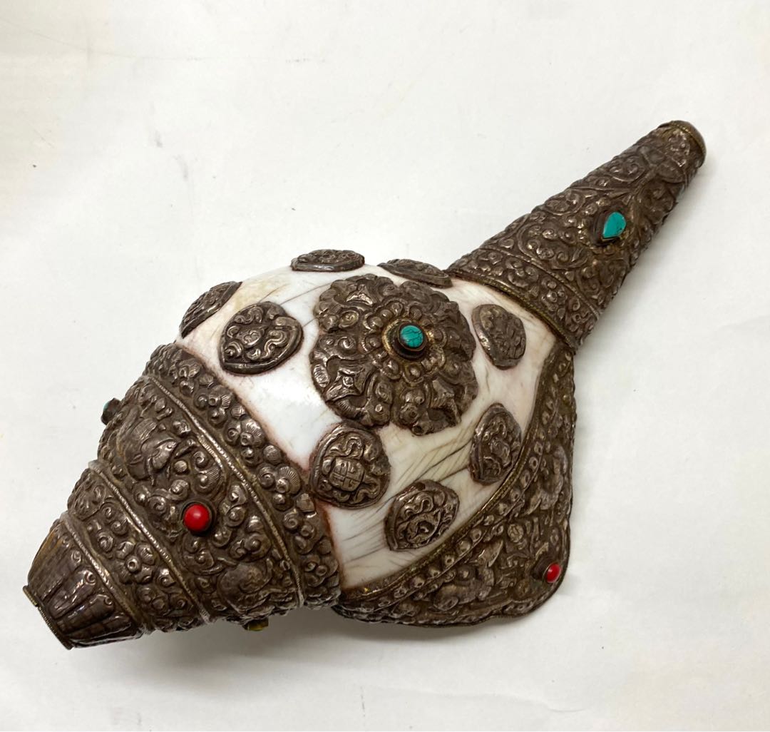 Old Tibetan conch shell, Hobbies & Toys, Memorabilia & Collectibles ...