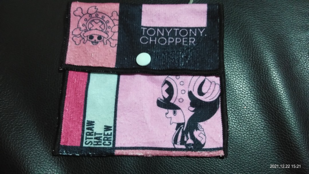 One piece (tony chopper) wallet, Hobbies & Toys, Memorabilia ...