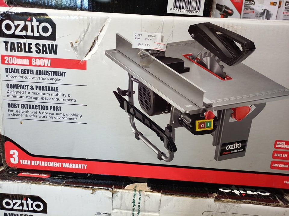 OZITO Table Saw (200mm 800W), Commercial & Industrial, Construction ...